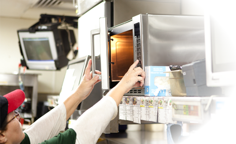 6 Reasons To Use A Commercial Microwave | Penn Jersey Paper